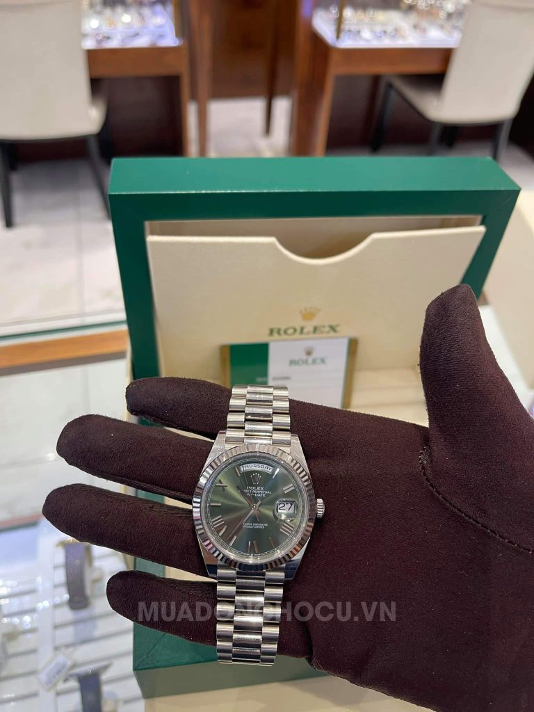 Đồng hồ Rolex 228239 Day-Date 40 Olive Green Roman Dial